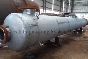 Distillation column/ SS316 – NewFab Engineering